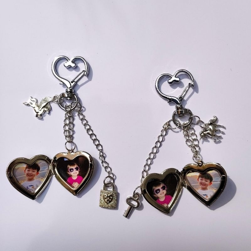 Jual keychain locket heart couple/ keychain hati insert photo | Shopee ...