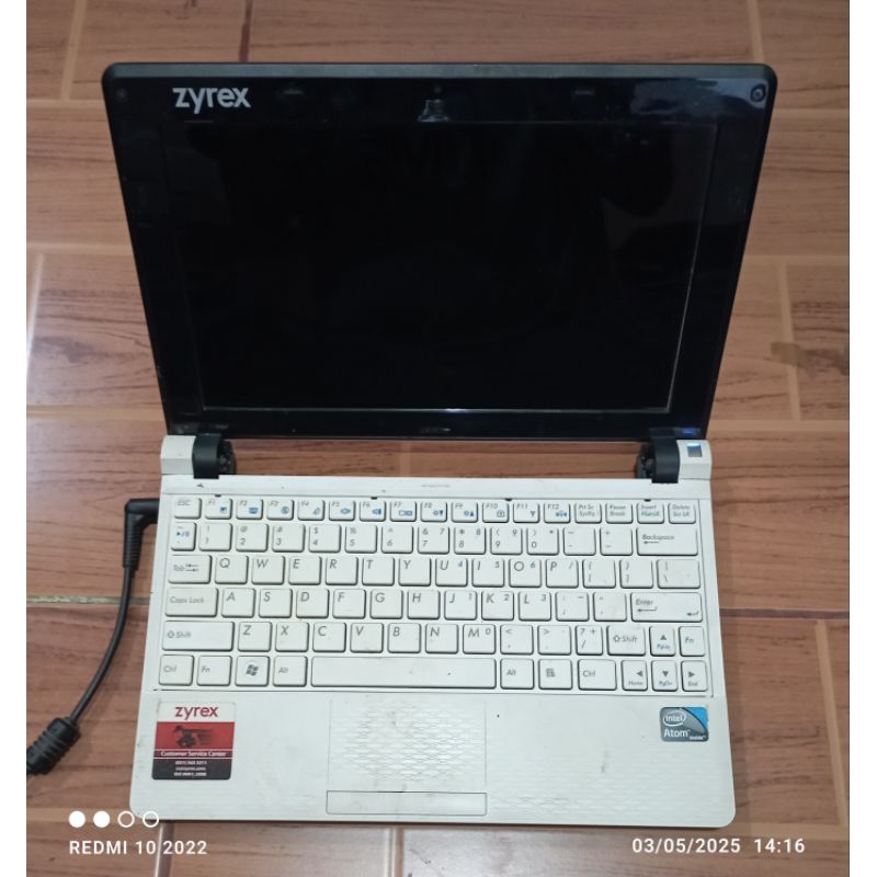 Jual Notebook Zyrex M1115 Intel Atom DDR3 kondisi mesin nyala tetapi ...