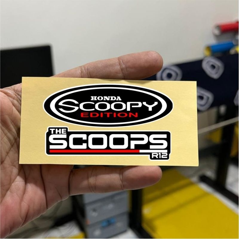 Jual stiker logo Scoopy (2pcs), stiker nyala, motor scoopy | Shopee ...