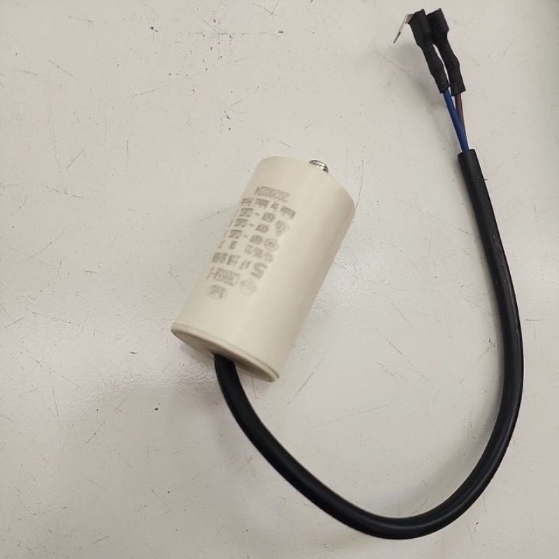 Jual CAPASITOR STARTING KULKAS AQUA original 5uf CBB65A-2 | Shopee ...