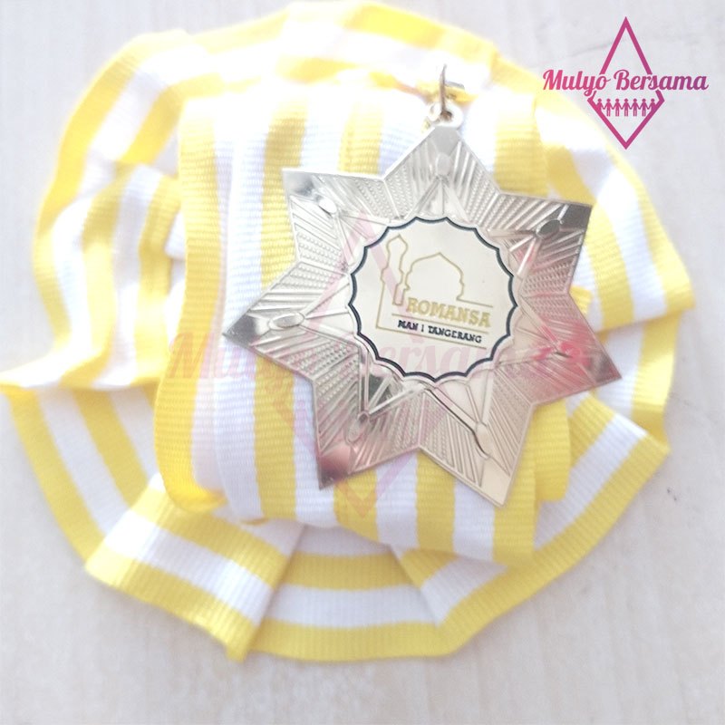 Jual Medali Romansa Mendali Logo Sekolah Custom Bahan Kuningan - Mulyo ...