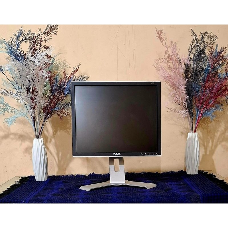 Jual monitor dell 17 inch vertikal mulus | Shopee Indonesia