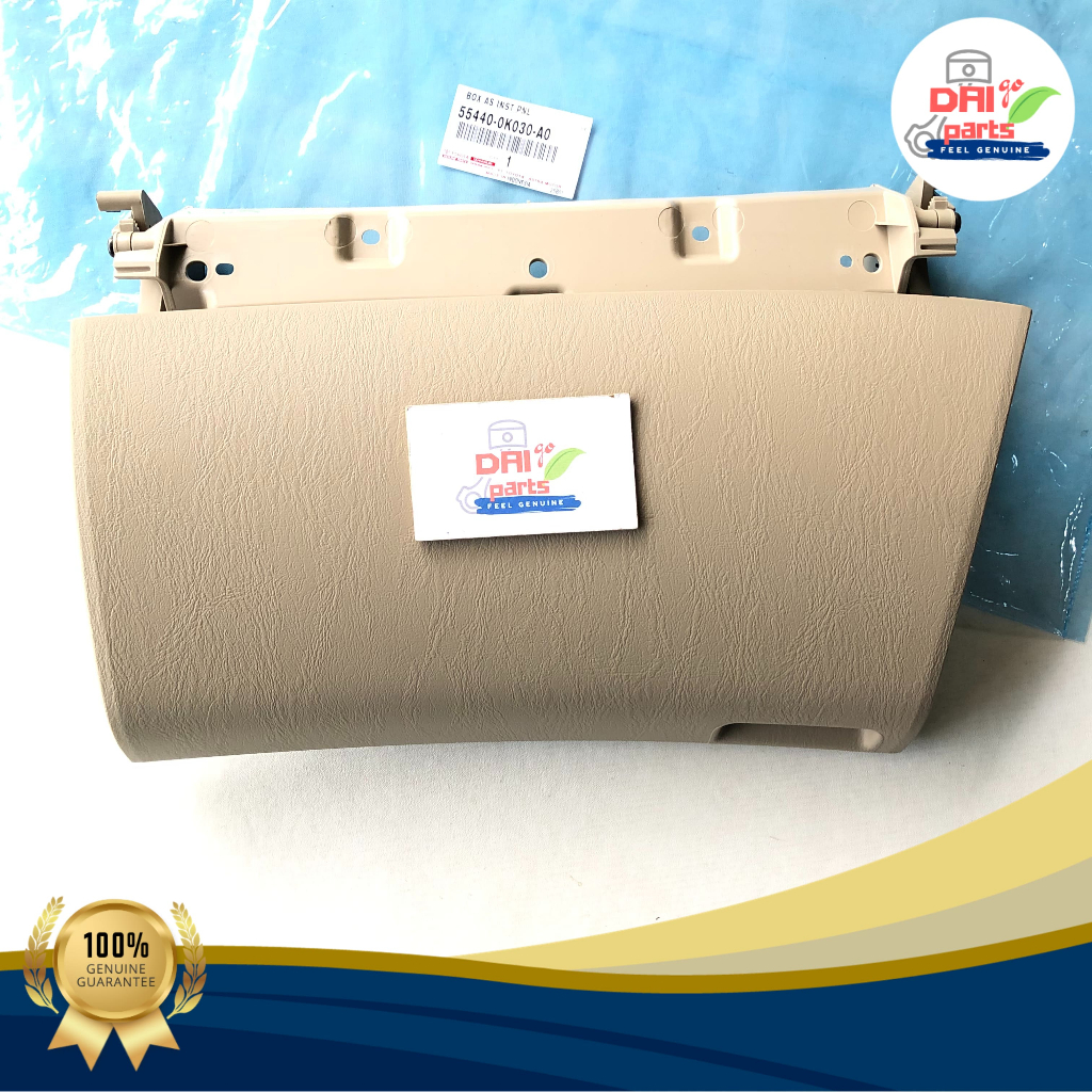 Jual Panel Tutup Laci Atas Dashboard Innova 2004 - 2015 Lama Original ...