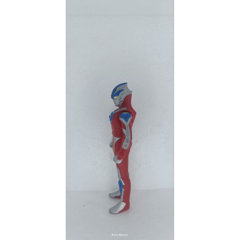 Jual Ultraman Ginga Strium Sofubi Spark 14 cm BANDAI | Shopee Indonesia