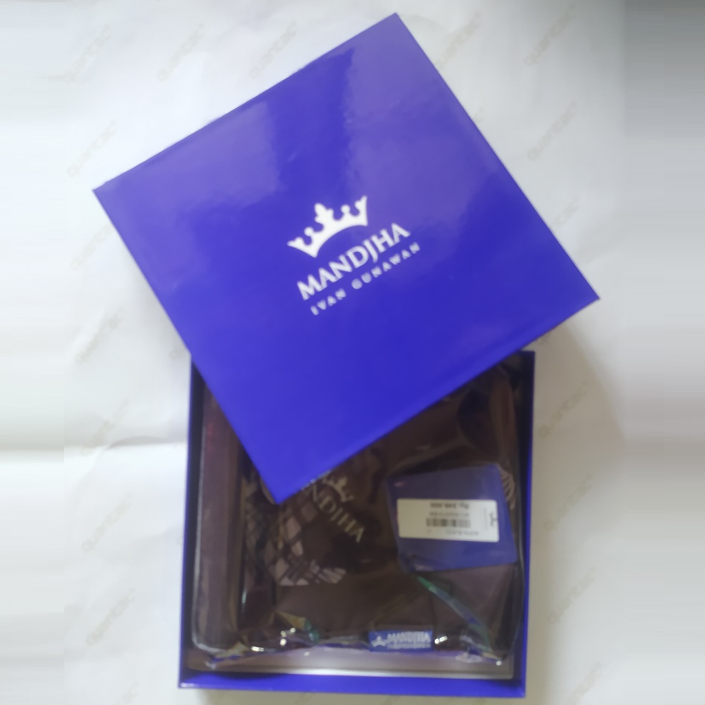 Jual HARD BOX TEBAL DOS GIFT KOTAK KADO EXCLUSIVE MANDJHA HIJAB IVAN ...