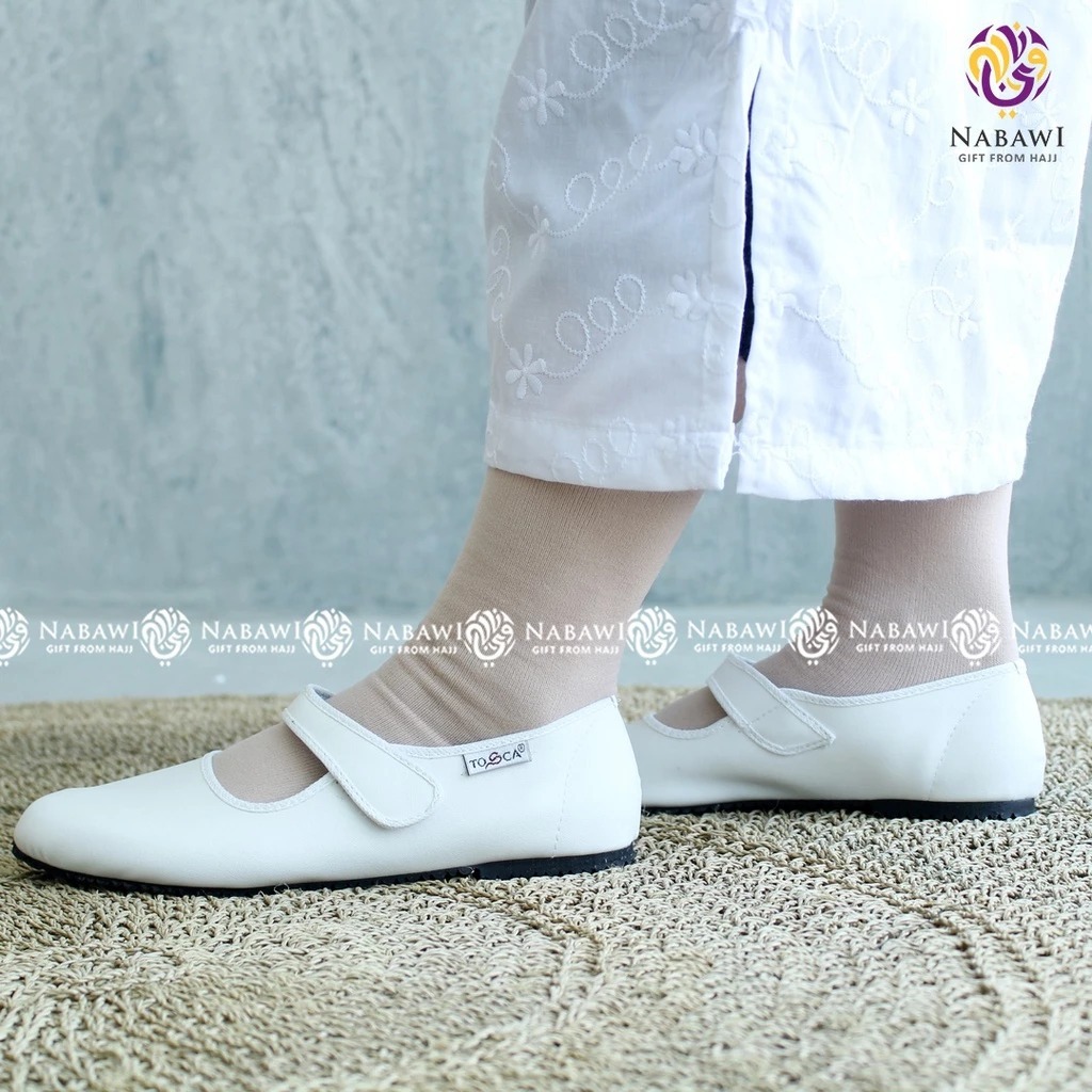 Jual Sepatu Haji Umroh Wanita Tosca Tali Putih Polos Perlengkapan Haji ...
