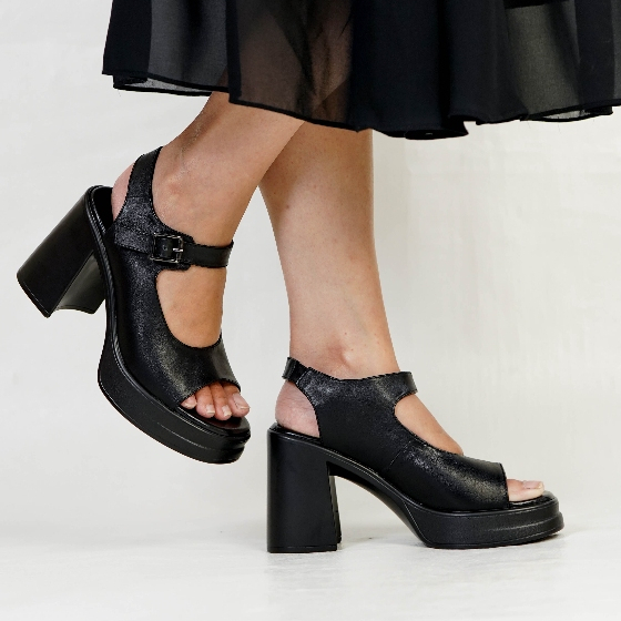 Jual Pollux Classic WPOAS 04 - Sepatu Sandal Heels Wanita Berbahan ...