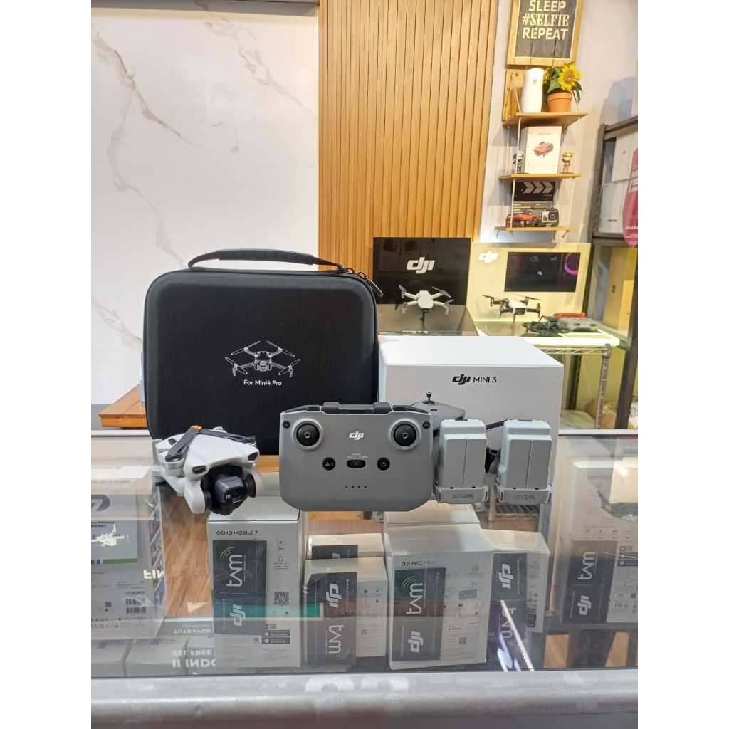 Jual DJI Mini 3 DJI RCN1 2 Battery 4K drone secondhand Free tas handbag ...