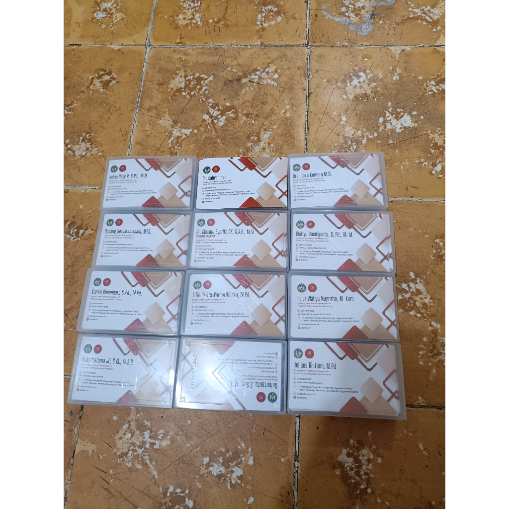 Jual CETAK KARTU NAMA CUSTOM/ BUSINESS CARD/ ISI 100 FREE BOX | Shopee ...