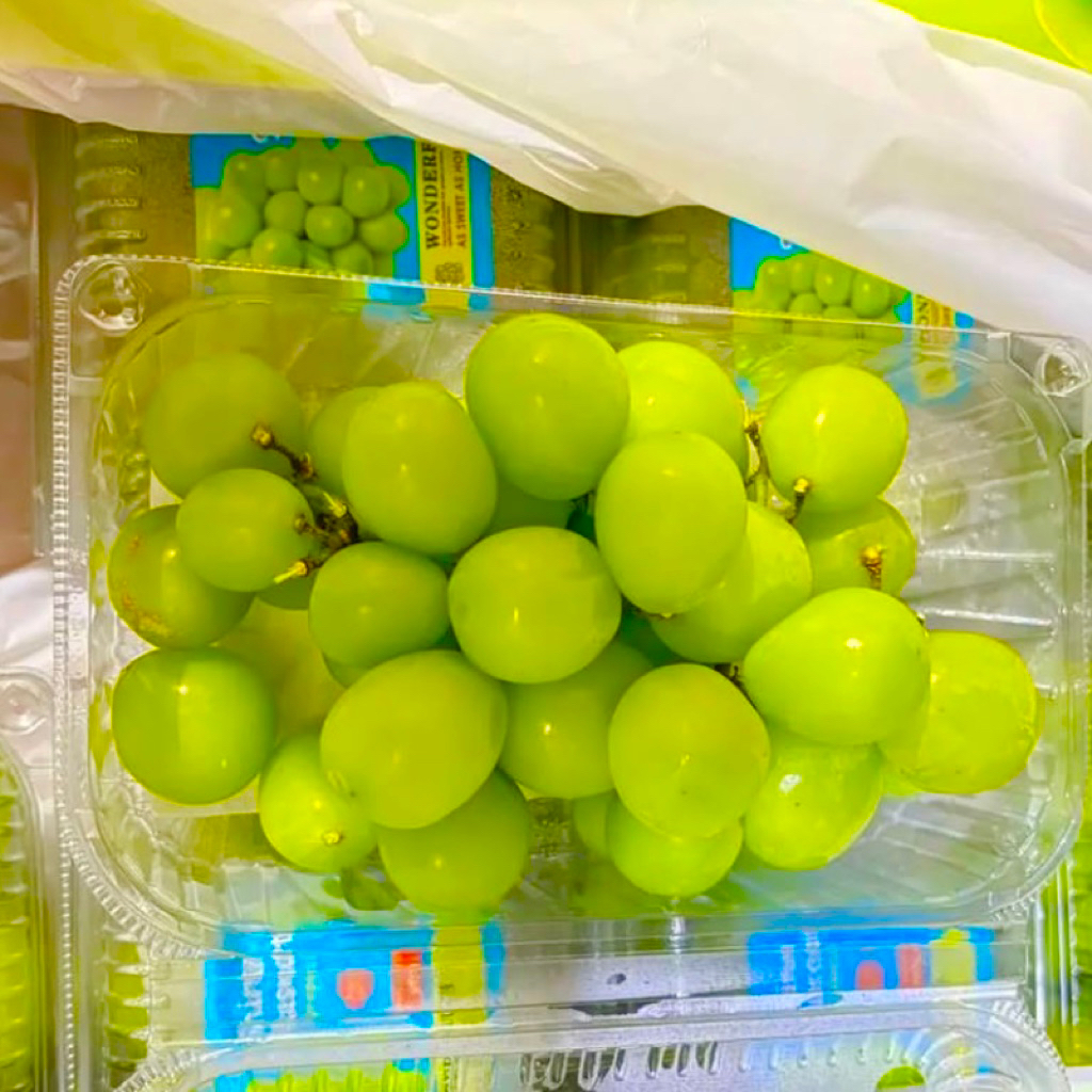 Jual PROMO Anggur Hijau Shine Muscat Manis, Non biji, Fresh Bogor 500gr ...