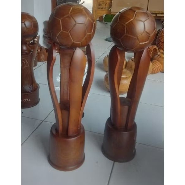 Jual Piala kayu jati custom tinggi 40 cm | Shopee Indonesia