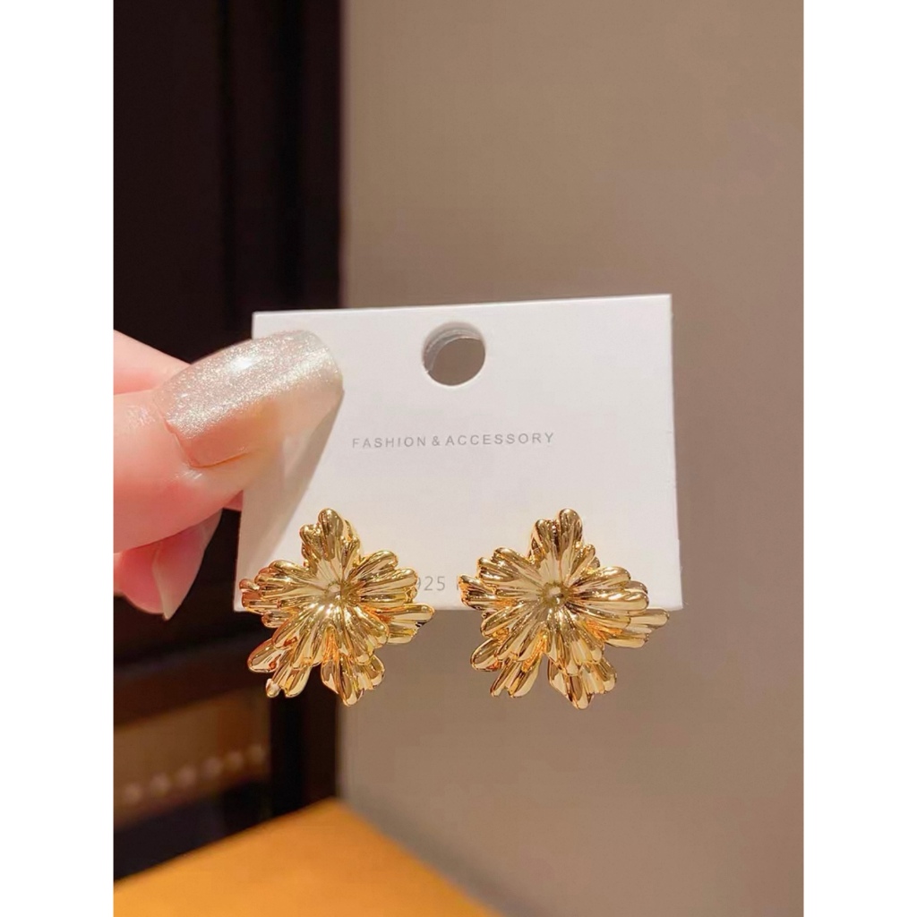 Jual Anting Bunga Emas Romantis Lapisan Emas - ANTI ALERGI & KARAT ...