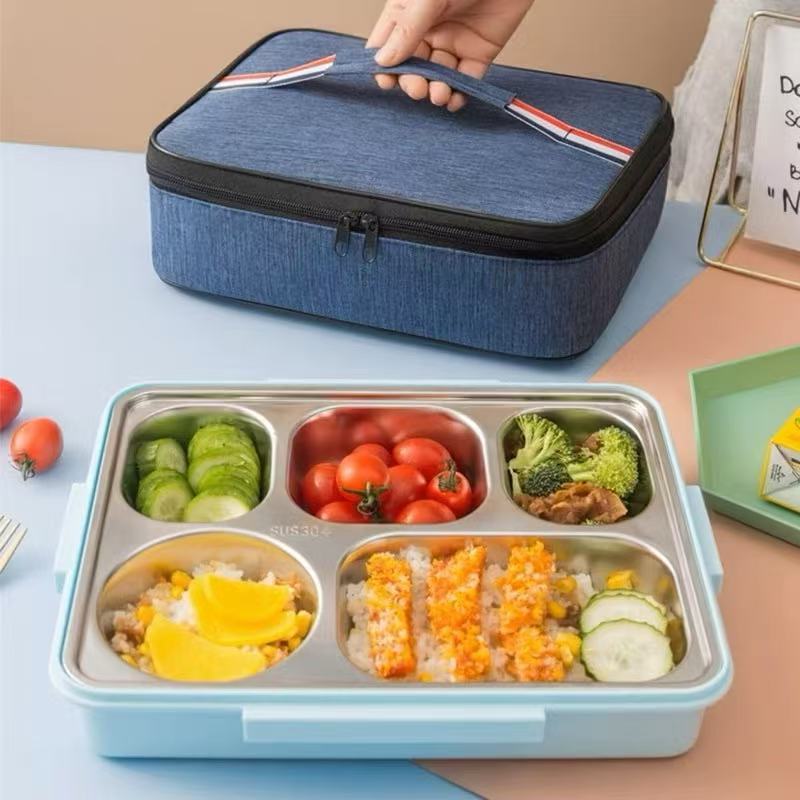 Jual Lunch Box Kotak Makan Lengkap Dengan Tas dan Alat Makan! Kotak ...