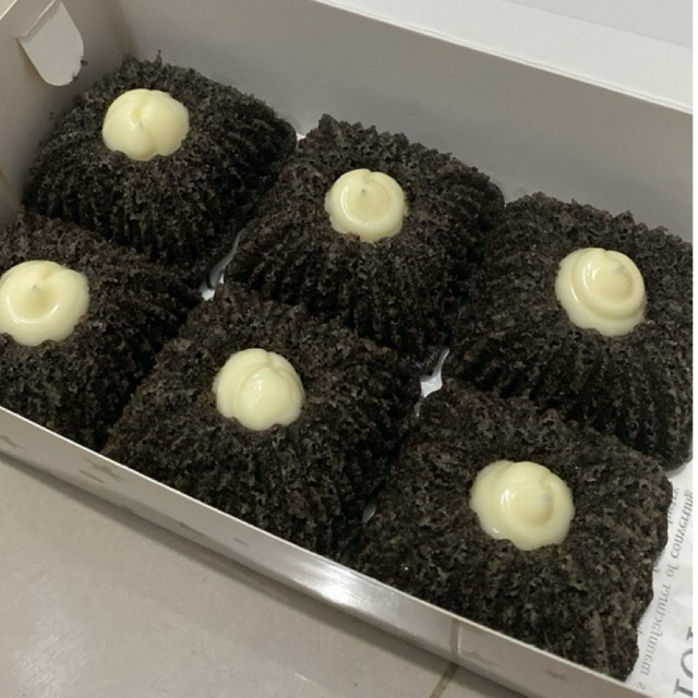 Jual Bolu Ketan Item Keju Lumer (Mini 6 pcs) | Shopee Indonesia