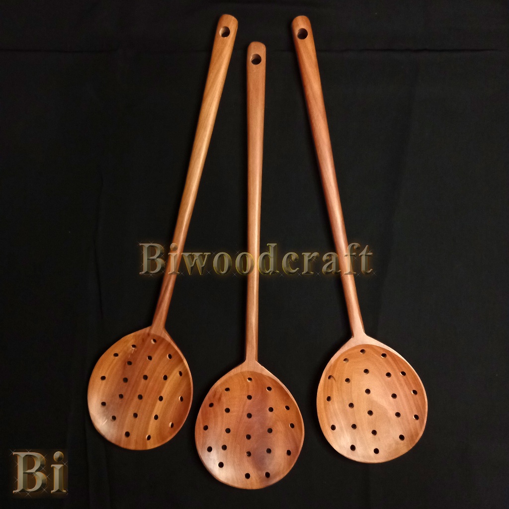 Jual Spatula kayu Bulat Lobang Jaring 35cm 40cm - Sutil kayu jaring ...