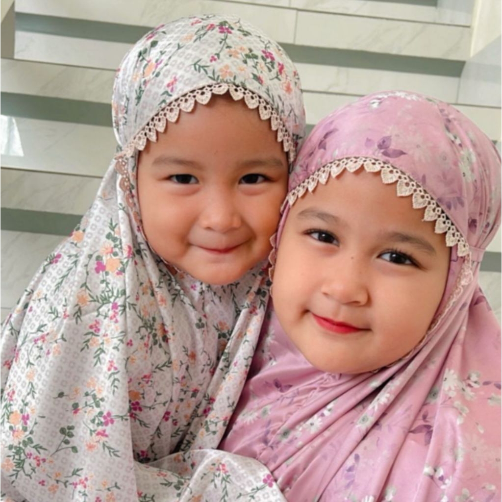 Jual mukena anak 6-9 tahun Armani silk 2in1 resleting | Shopee Indonesia