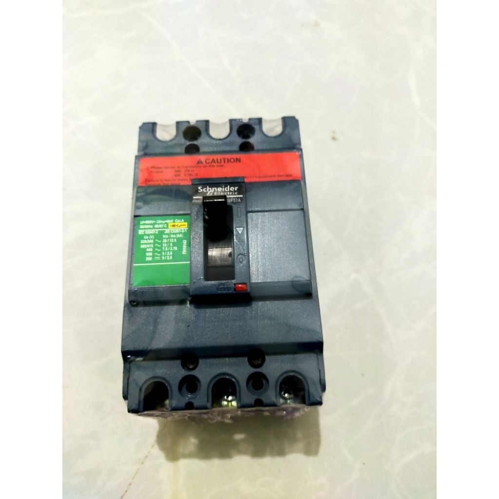 Jual Mccb breaker easypact ezc100f mccb breaker 20a 25a 30a 40a 50a 60a ...