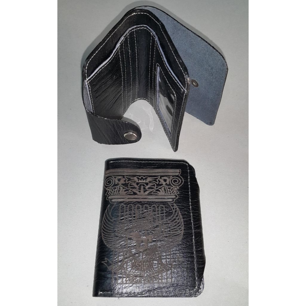 Jual Dompet Pria kulit sapi asli Garut, motif serat kayu laser Garuda ...