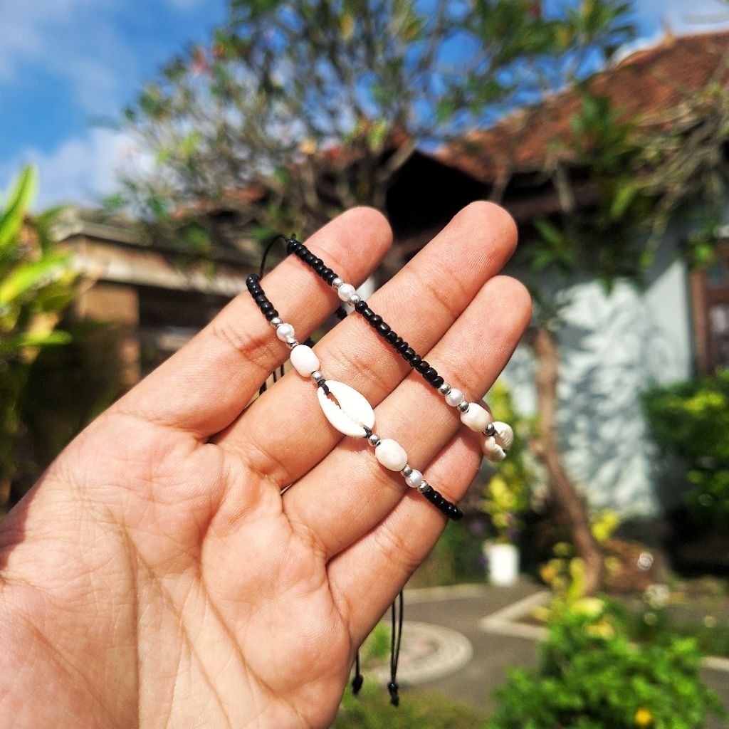 Jual CRAFTDEWATA Gelang Maleia Shell Black Limited Gelang Kerang Lucu ...