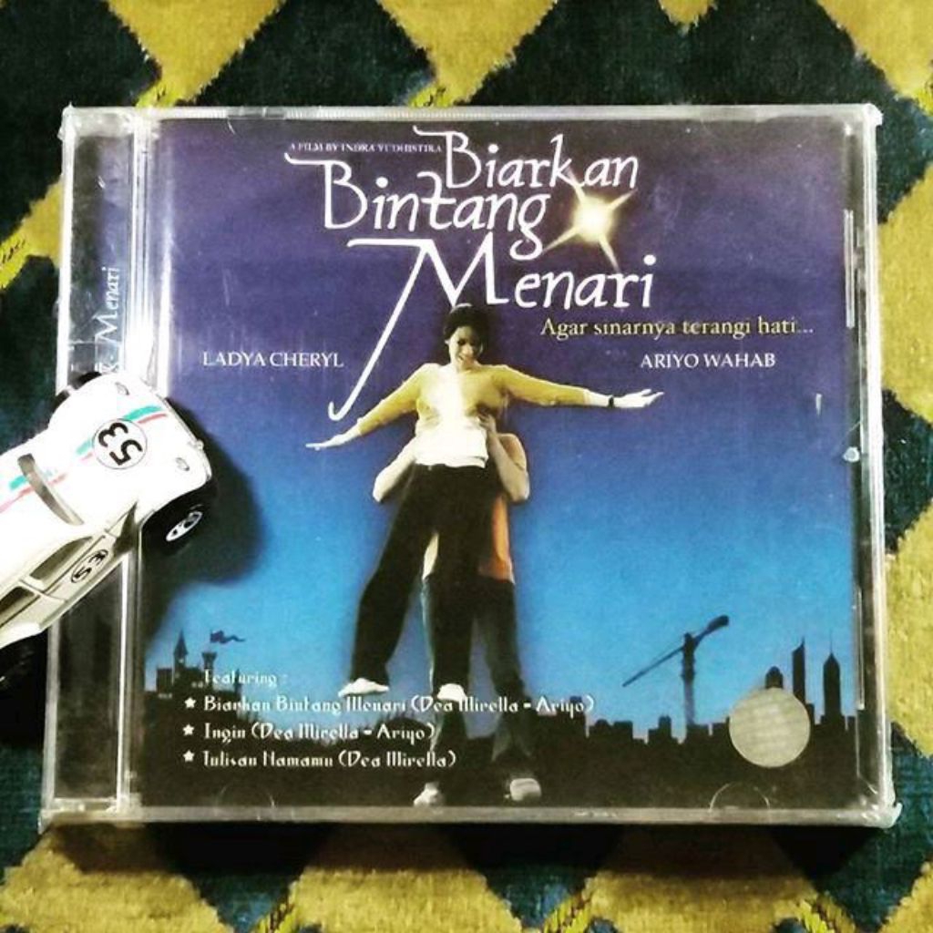 Jual CD OST Biarkan Bintang Menari ft. Dea Mirella Ariyo Wahab Ratna ...