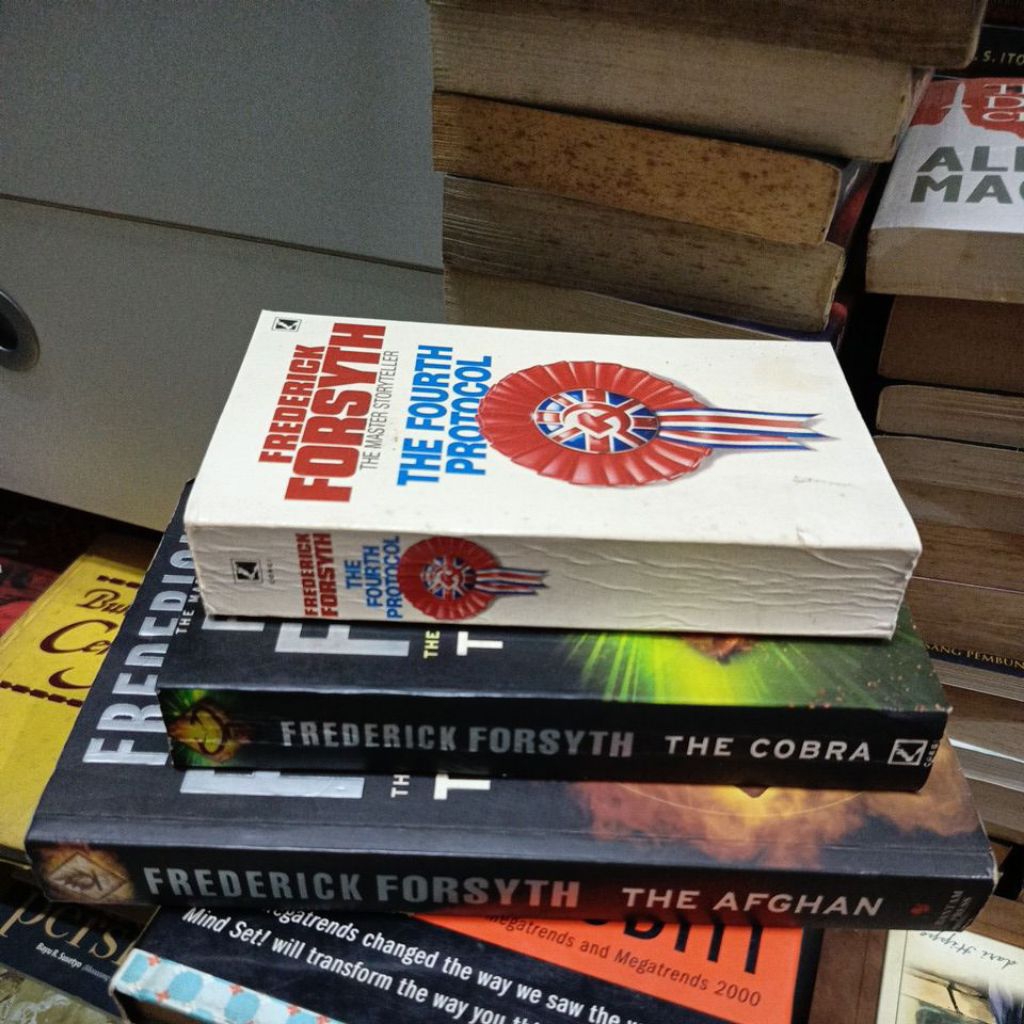 Jual Novel Import Best Seller Karya Frederick Forsyth Original | Shopee ...