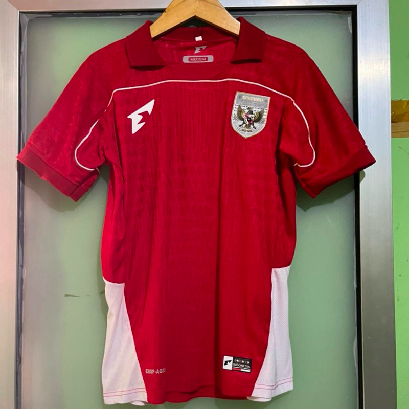 Jual BISA INSTAN! Jersey Indonesia Home Fans Issue 2025 Jersey Timnas ... Jual BISA INSTAN! Jersey Indonesia Home Fans Issue 2025 Jersey Timnas ...