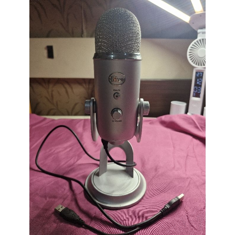 Jual yeti blue mic yeti blue microphone mic asmr mic youtuber mic ...