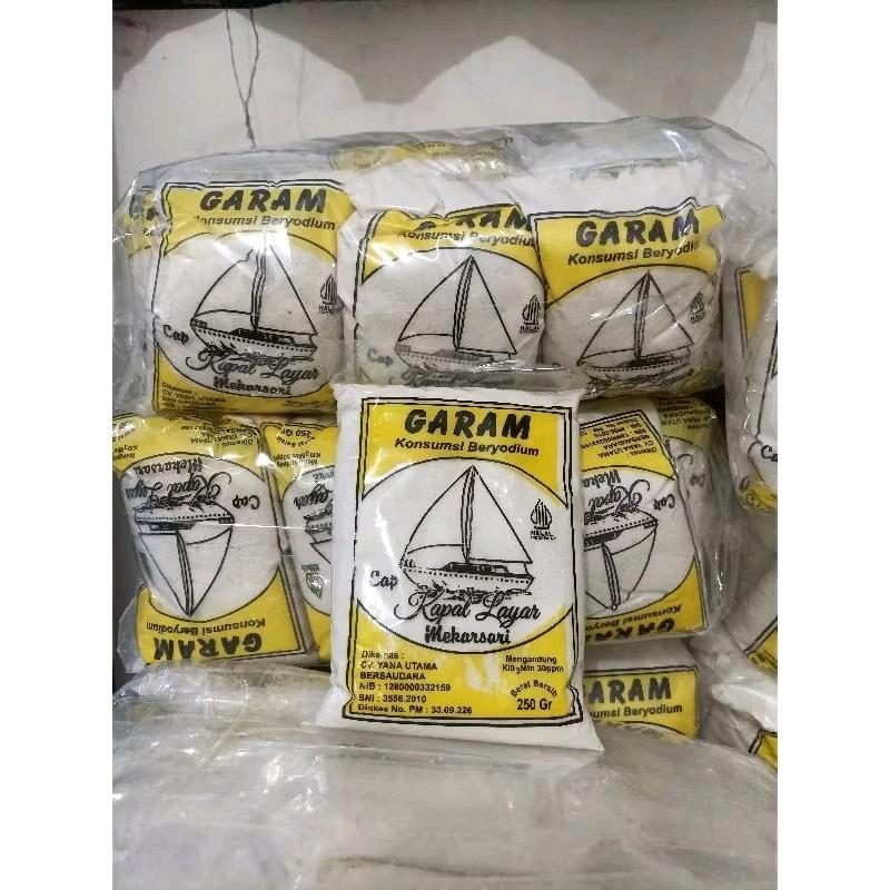 Jual Garam cap Kapal 1 Ball isi 40 bungkus ( 250 gram/ bungkus ...