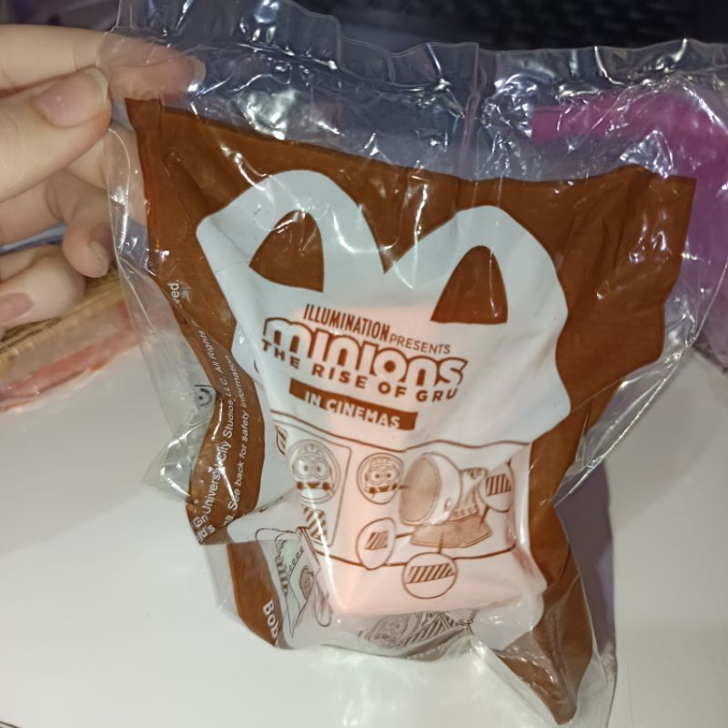 Jual [ORI] Minions X McDonald's Happy Meal Toy - mainan anak (ver. Bob ...