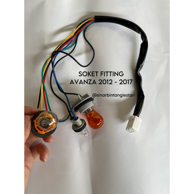 Jual Soket Fitting + Bohlam Lampu Stop Belakang Avanza Xenia ( 2012 ...