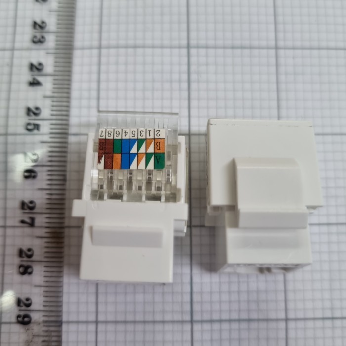 Jual Cat 5e rj45 / Soket Internet 8pin / utp toolless tool-less ...