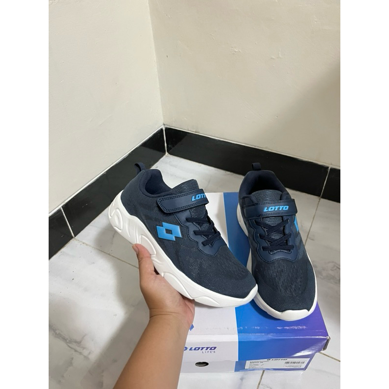 Jual Sepatu Lotto kids navy - blue ukuran 33, 34, 35 sale 70% (BINGO ...