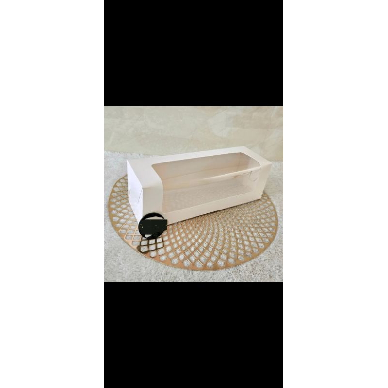 Jual Kotak Bolu Gulung Box Roll Cake Ivory Jendela Mika 30x10x10 (Isi ...