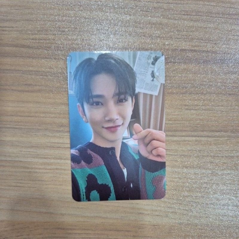 Jual SHARING 2024 SVT 8TH FAN MEETING MEMORY BOOK+ JOSHUA OFFICIAL PHOTOCARD DOOR Ver. | Shopee ...