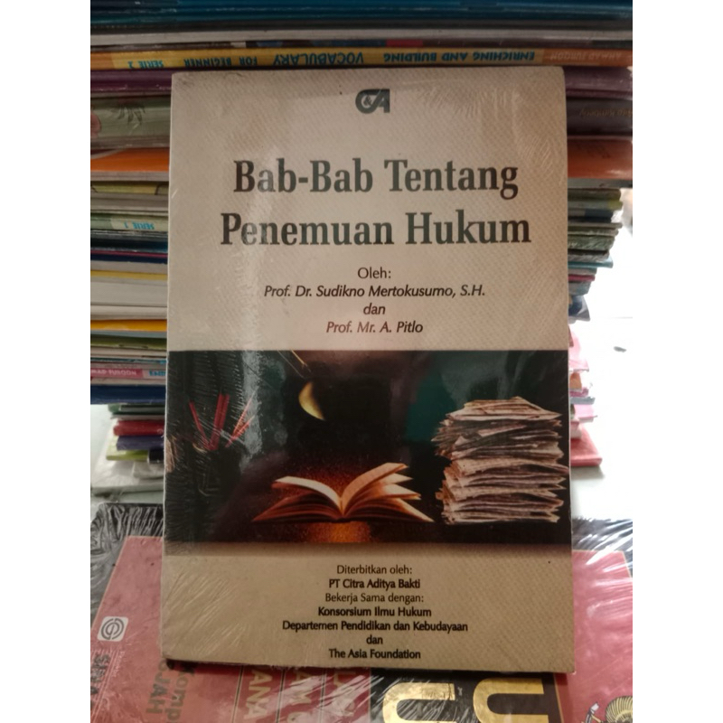 Jual BUKU BAB -BAB TENTANG PENEMUAN HUKUM | Shopee Indonesia