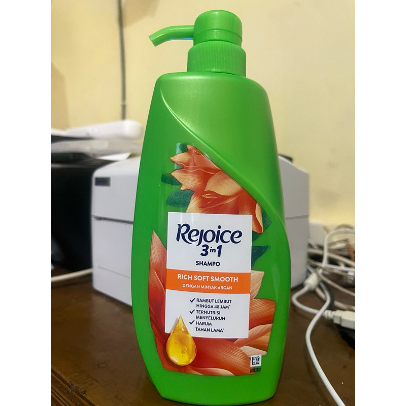 Jual Rejoice Shampoo 600ml Rich Soft Smooth | Shopee Indonesia