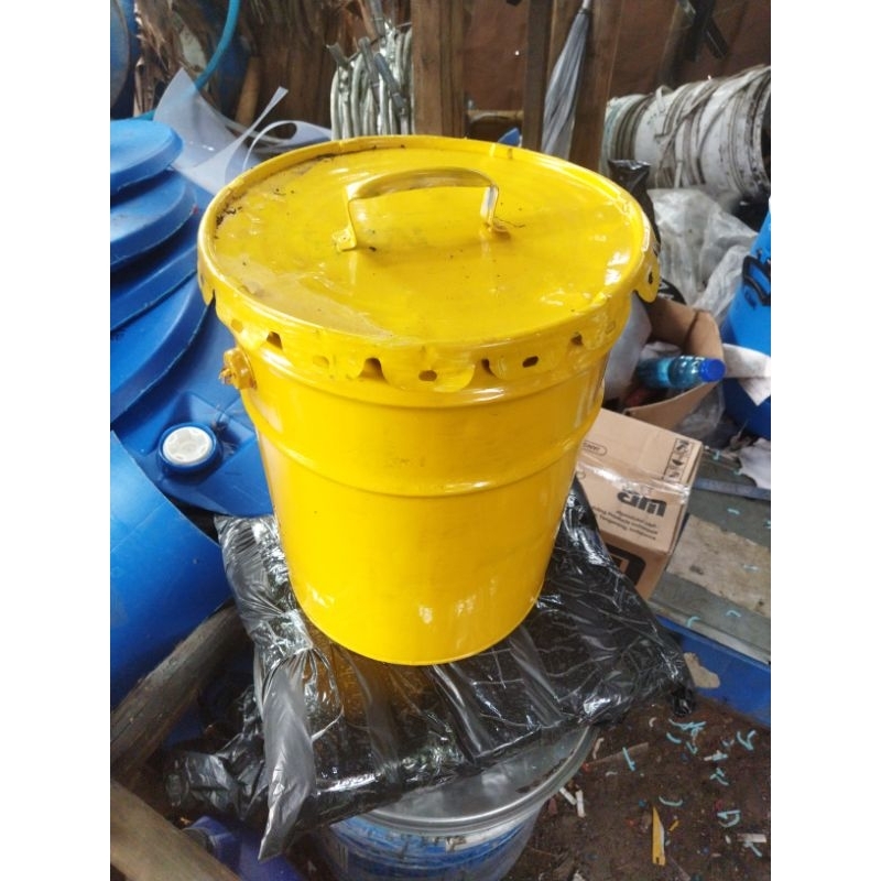 Jual tempat sampah ember kaleng/ pail/ ember/tong besi | Shopee Indonesia