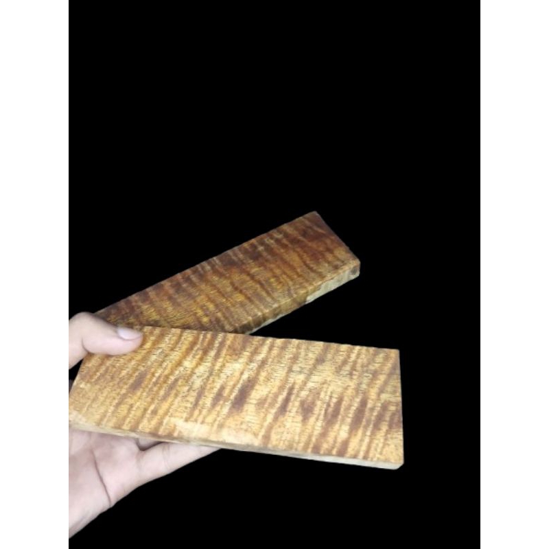 Jual kayu carly atau keriting mangga hutan ukuran 20x5x1cm (per papan ...