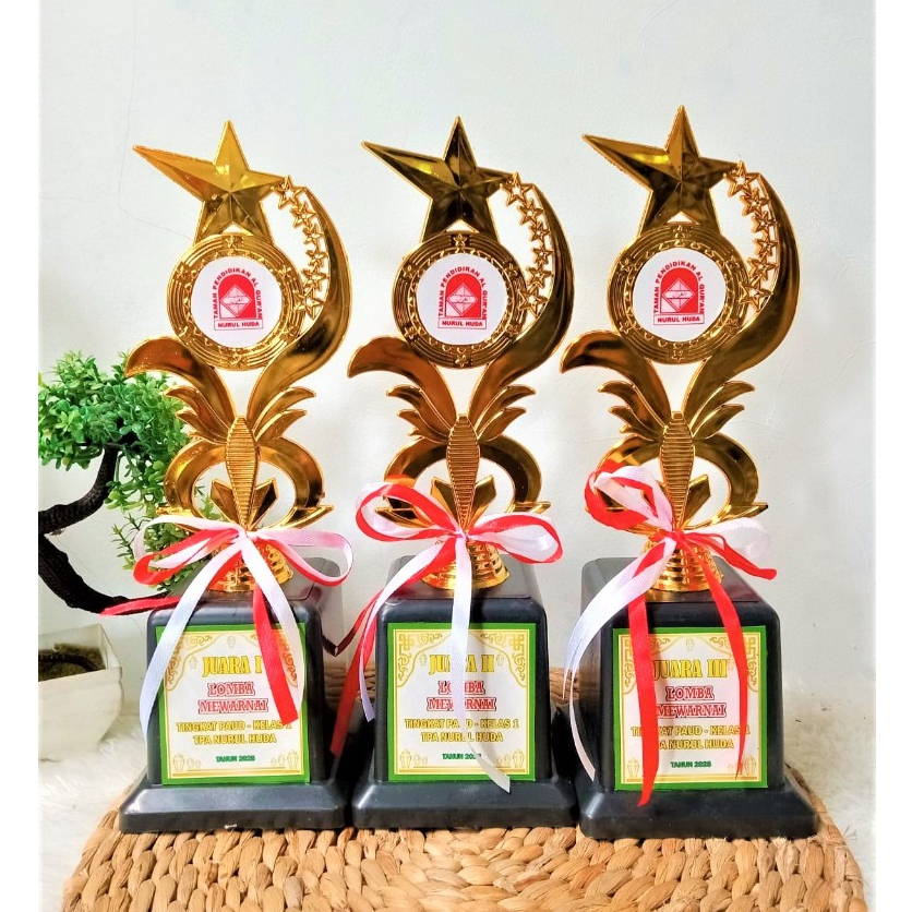 Jual Piala Lomba Kejuaran, Kelulusan, Wisuda, Hadiah, Souvenir Lengkap ...