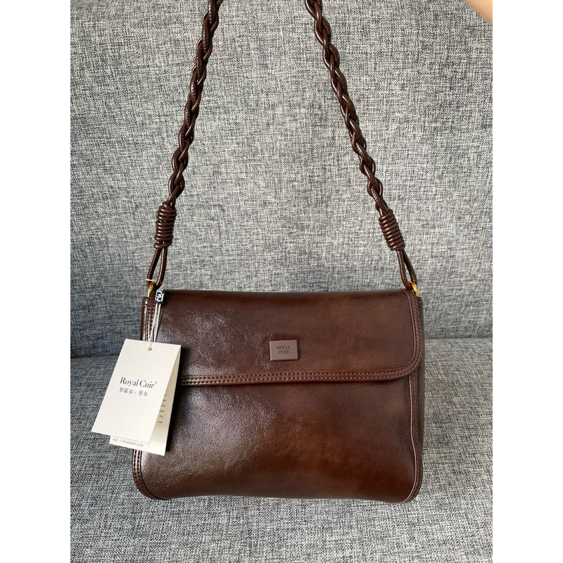 Jual RC Royal Cuir Toblerone, LC, Hippo Kepang Ready Stock | Shopee ...