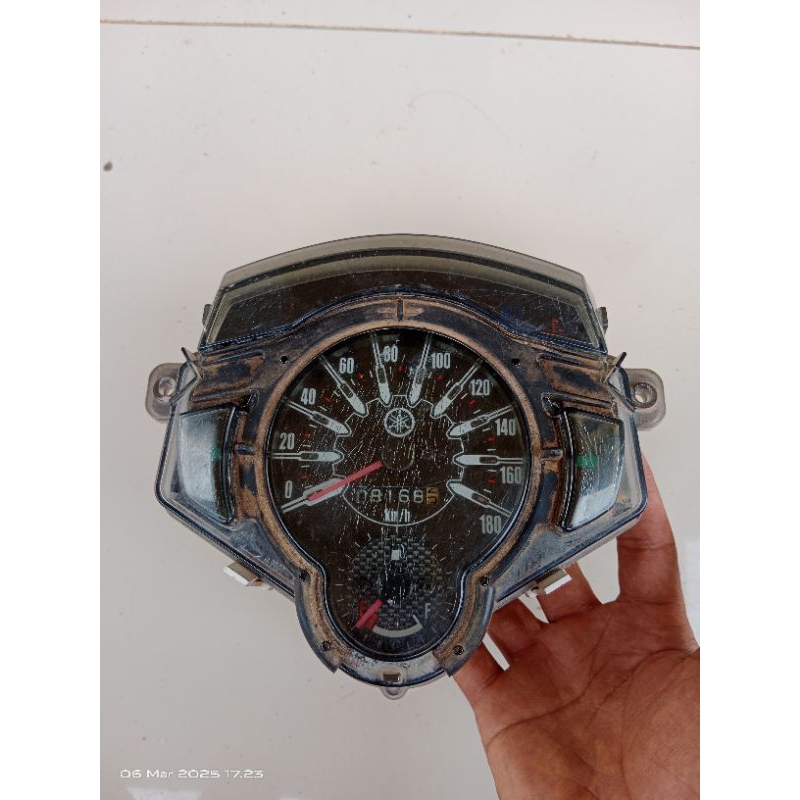 Jual Speedometer plus Kabel speedo Yamaha Jupiter Mx New 135. Original ...