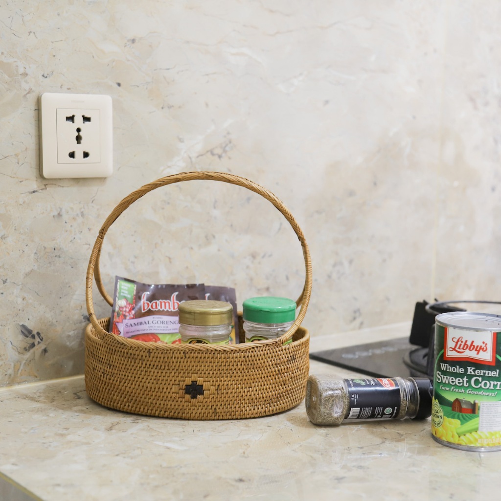 Jual Damar Keranjang anyaman rotan bunga dengan pegangan buah ...