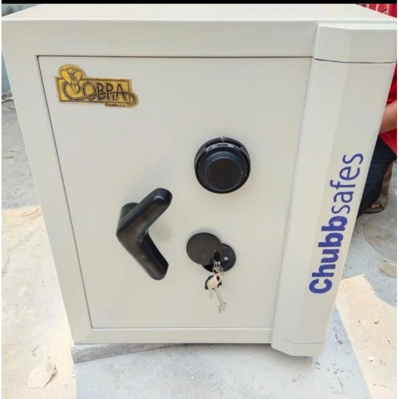 Jual Brankas chubb cobra executive 60 cm | Shopee Indonesia