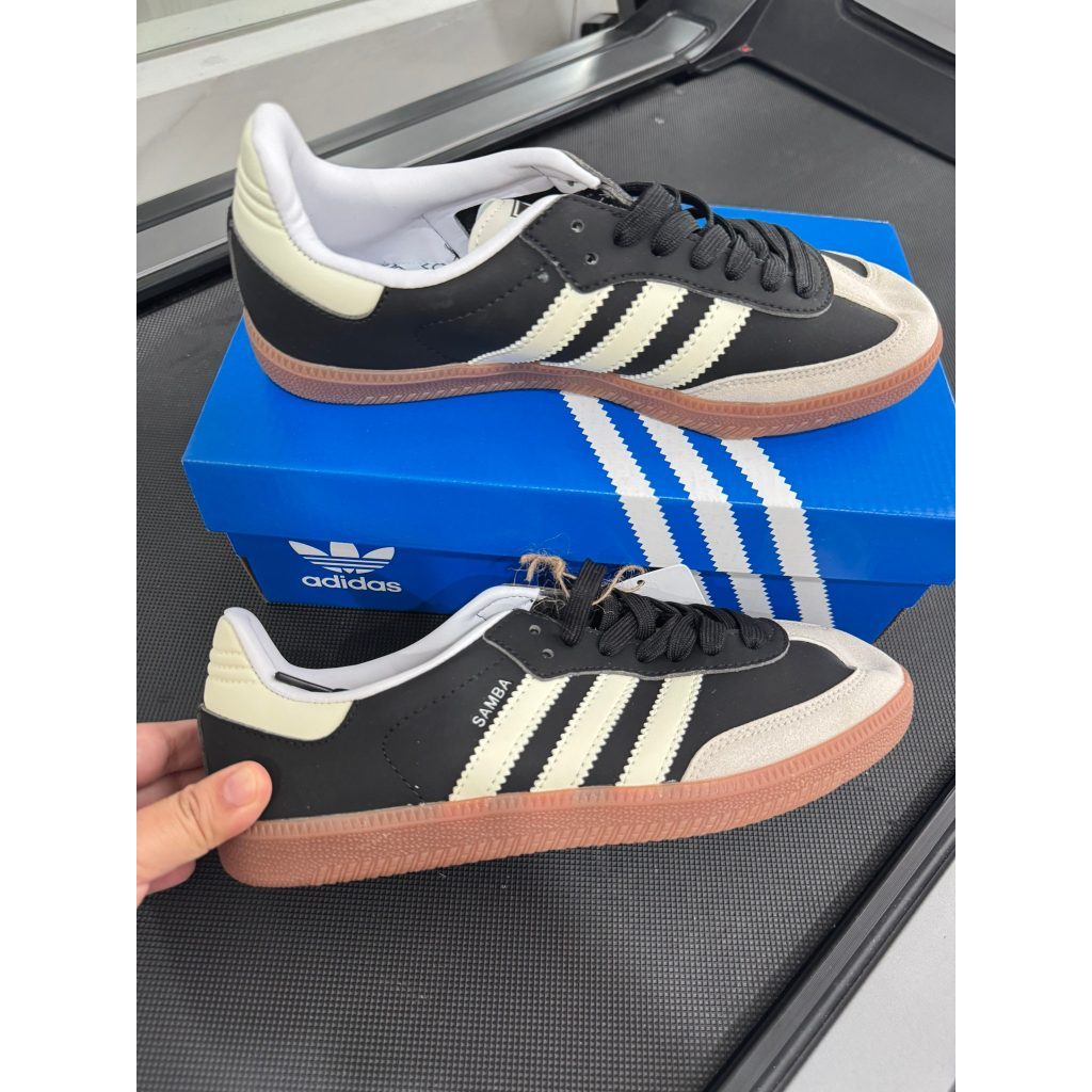 Jual ADIDAS SEPATU SNEAKERS SAMBA HITAM LIST PUTIH [ORIGINAL] | Shopee ...