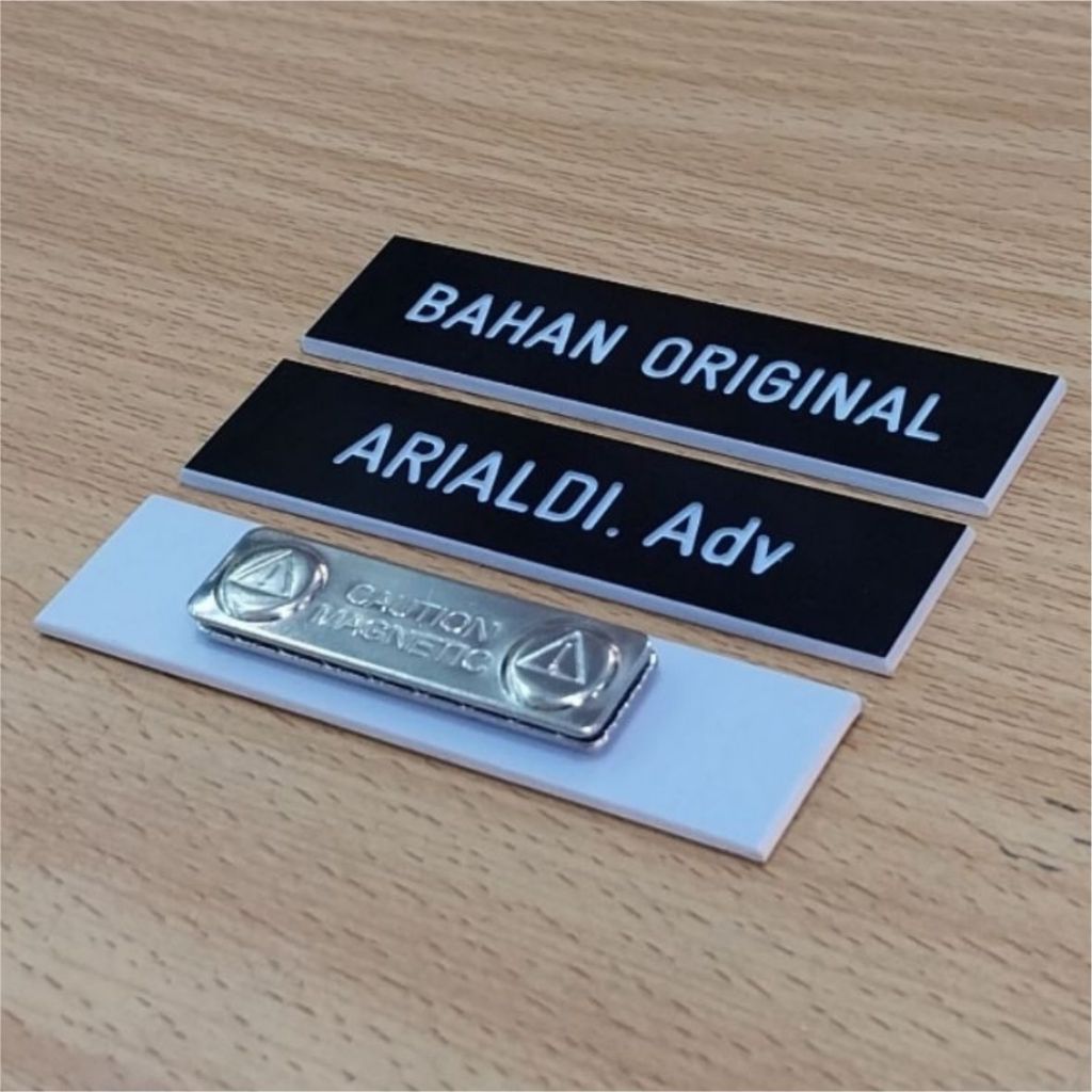 Jual Nama dada Ukir/nama hitam/nama grafir/name tag Grafir/nama PDH ...