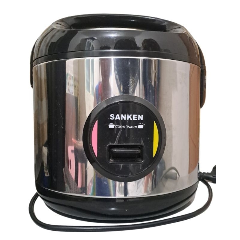 Jual SANKEN Rice Cooker 2 Liter SJ-3030BK Magic Com Hitam (PRELOVED ...