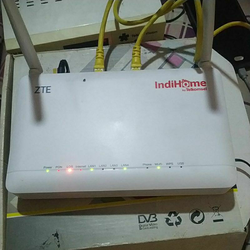 Jual Router ZTE F670L ex Indihome port biru lengkap adaptor, garansi ...