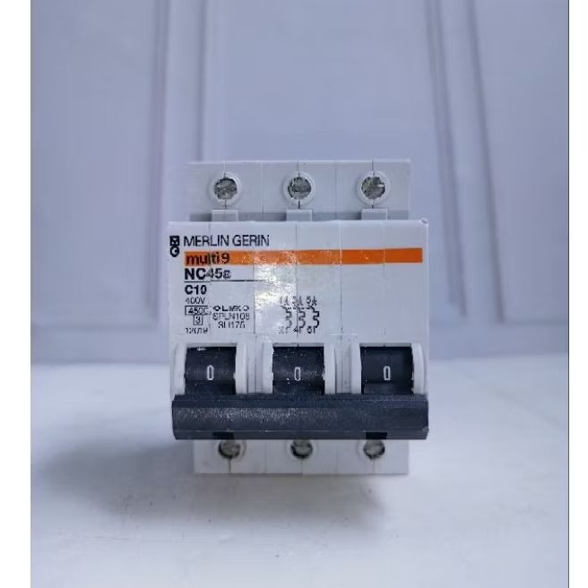Jual MCB MERLIN GERIN MULTI9 C10 3PHASE | Shopee Indonesia