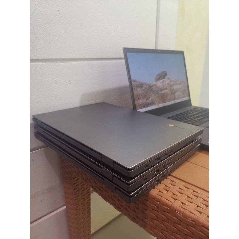 Jual Lenovo Laptop Layar Sentuh Terlengkap & Harga Terbaru Mei 2026 ...