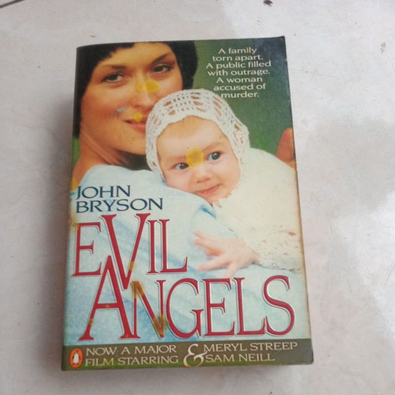Jual Novel Evil angels - John Bryson | Shopee Indonesia